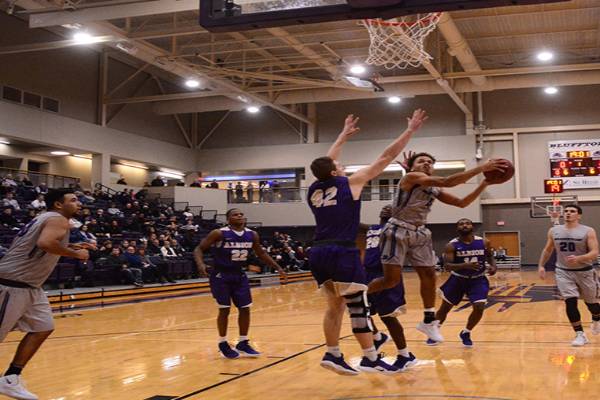 Men's basketball alumni game